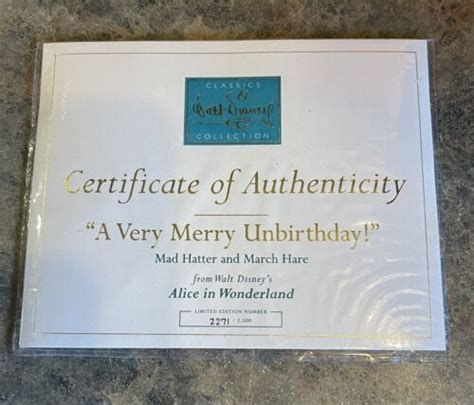 Wdcc Alice In Wonderland A Very Merry Unbirthday Mad Hatter Coa Box