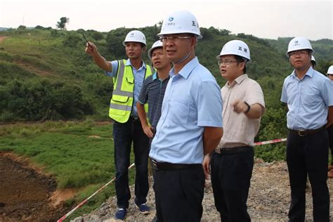 蒙勇到三分公司百色片区项目调研建设