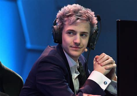 Fortnite le streamer Ninja explique pourquoi il ne joue pas avec des femmes et énerve certains