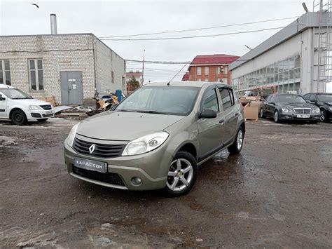 Купить б/у Renault Sandero I 1.6 MT (103 л.с.) бензин механика в ...