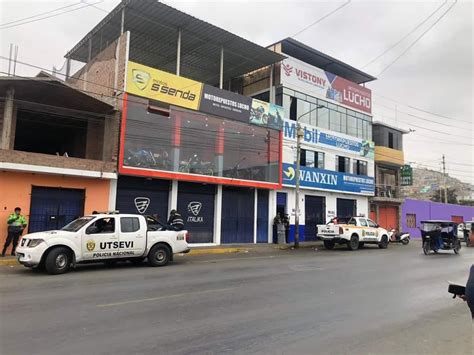 Detienen A Policía Funcionarios De La Sunarp Y Del Ministerio De