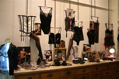 Las Tiendas M S Sexys De Madrid Y Barcelona