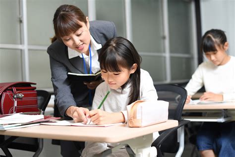 授業勉強学習学びどう違う freedu