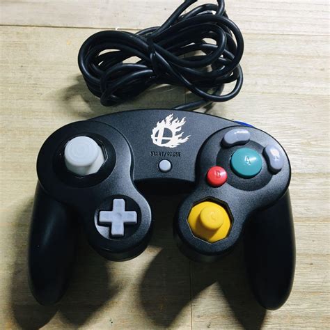 ニンテンドーゲームキューブ コントローラー スマブラブラック