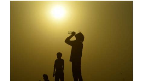Heatwave Drink Plenty Water Resident Doctors Issue Safety Tips