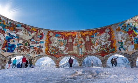 ทัวร์จอร์เจีย ทัวร์จอร์เจีย กูดาอูรี คาซเบกี้ อนุสรณ์สถานรัสเซียandจอร์เจีย ป้อมอนานูรี ประวัติ