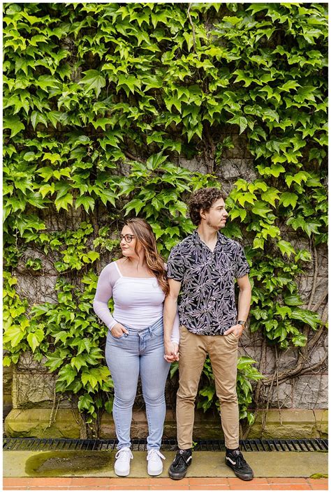 Carrie And Ryans Sonnenberg Gardens Engagement Session