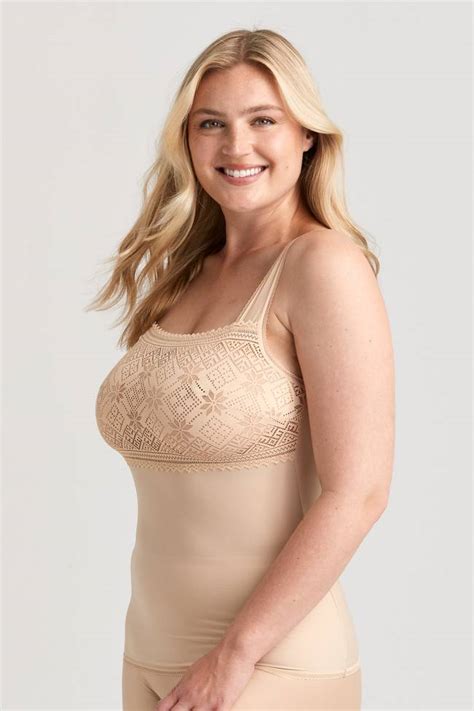 Cool Sensation Thin Camisole With Lace Detailing Made From Recycled