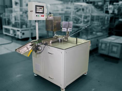 Automatic Bottle Capping Machine Automatic Machine Cncvina