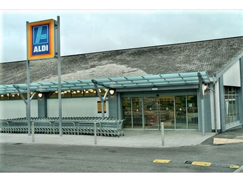 Spc57 Satin Glass Supported Canopy Supermarket Tonypandy Urban Design