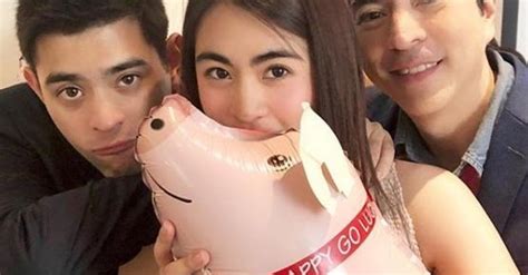 รวมรูปภาพของ แซม ยุรนันท์ ควงลูกชายสุดหล่อ เล่าถึง 30 ปีกับชีวิตใน