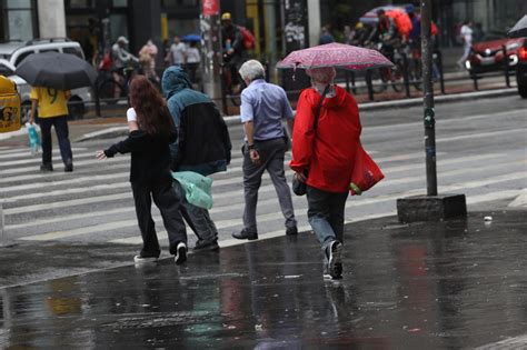 Chuva Não Dá Trégua Em Dezembro Mês Começa Com Alerta De Temporal Em
