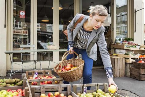 Is Locally Grown Food That Good For The Environment