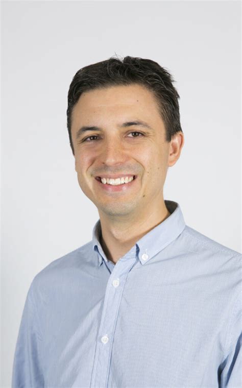 Dr Andrew Grant