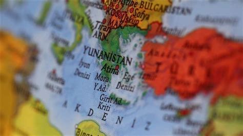 مصر واليونان وقبرص الرومية تبحث تطوير علاقاتها العسكرية