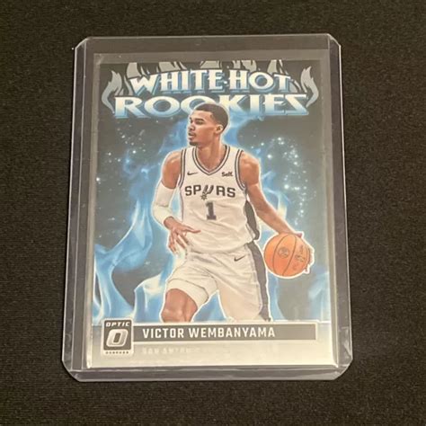 2023 24 DONRUSS OPTIC Victor Wembanyama RC Bianco Hot Rookies Spurs EUR