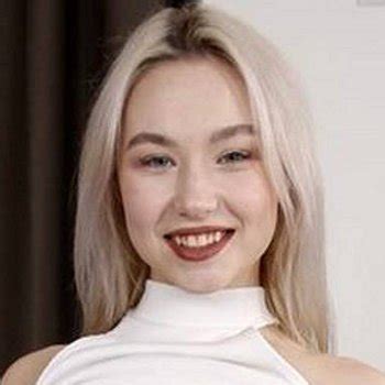 Sara Bork Videos Watch Her 2 Free Sex Vids At FreeOnes