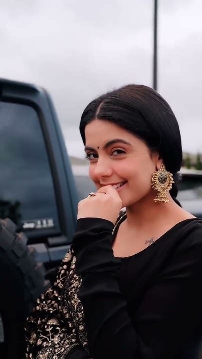 💝🤩 ਲਾਵੇ ਮੱਥੇ ਓੱਤੇ ਬਿੰਦੀ 💝🤩🥰 Couple Goals 💖🥰shorts Youtube
