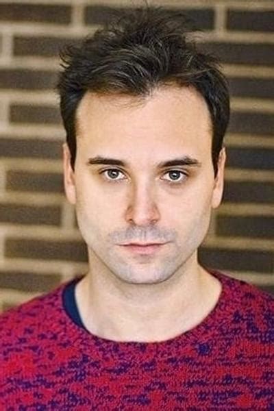 Radovan Vujović About Entertainment Ie