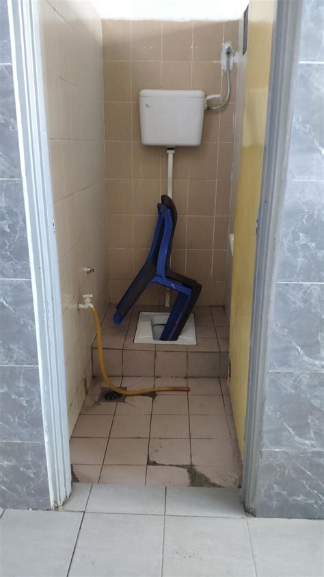 Tandas Sekolah Rbolehland