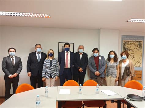 Psd Agradece A Profissionais Do Centro Hospitalar De Setúbal O