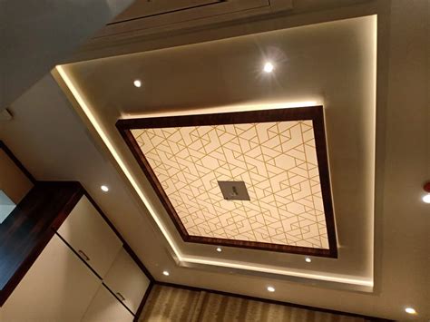 Clip Show False Ceiling With Veener Pu Polish And Pop Fall Ceiling