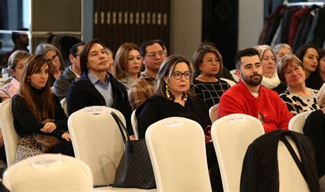Imágenes del Foro Hiria sobre los desafíos actuales de las políticas feministas