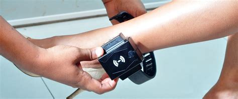 Grillete Electrónico Para Inmigrantes ¿por Qué Lo Ponen