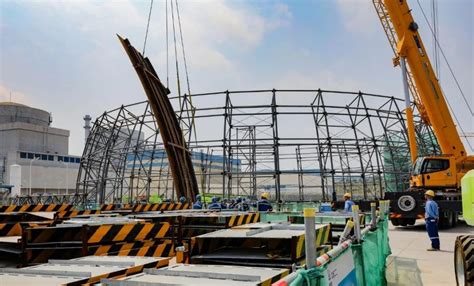 华能海南昌江核电二期工程项目3号堆安全壳钢衬里内穹顶提前开始拼装 万斯得