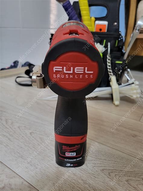 밀워키 M12 임펙드릴 세트 팝니다 드릴 전동공구 중고나라