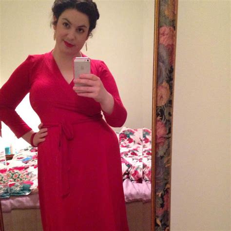 The Curvy Confidence Interviews Naomi Of Naomimolly Cashmerette
