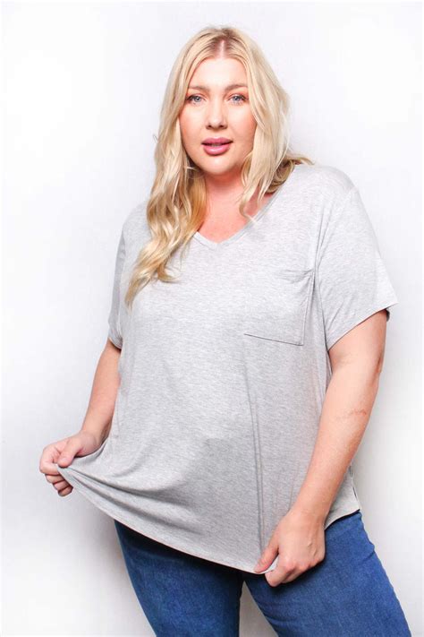 Womens Plus Short Sleeve V Neck Front Pocket Top Good Stuff Apparel