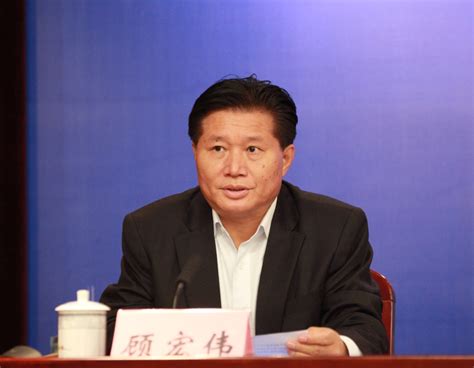 主持人深圳市中小企业服务署 顾宏伟 深圳政府在线 深圳市人民政府门户网站