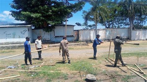 Satpol Pp Sikka Bongkar Apk Pilkada