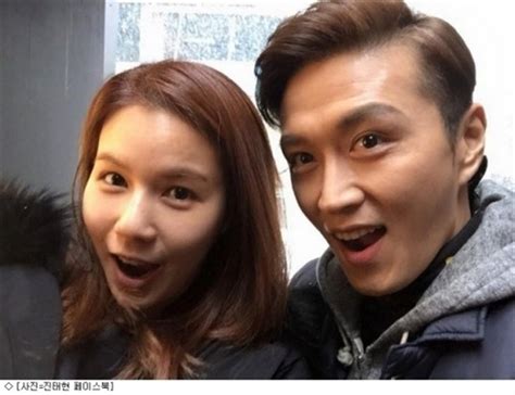 배우 박시은 진태현 커플 오마이포토