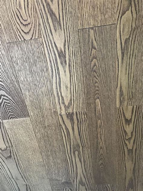 China Cheap Mm Chevron Parquet Multilayer Engineered Wood Flooring Suppliers Manufacturers