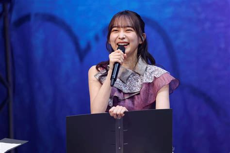 乃木坂46“最後の2期生”鈴木絢音の卒業セレモニーに新内眞衣、堀未央奈らがサプライズ登場 オフィシャルレポート到着 の画像・写真 ぴあ音楽