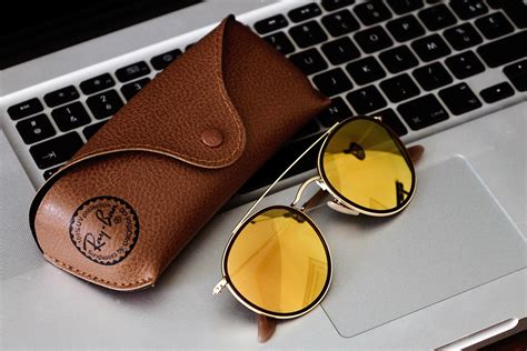 Rayban Sort Le Grand Jeu Pour Cet été Découverte Des Verres Essilor