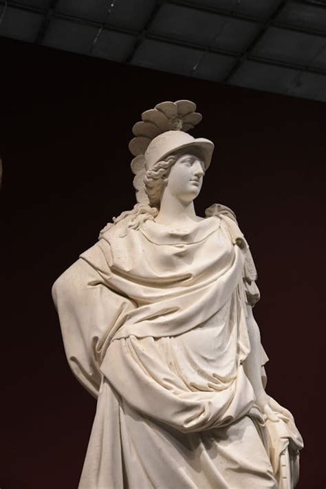 有关保護物 倫敦 傳統 博物館 古代艺术 古典 古老的 古董 垂直拍摄 女性 女神 希腊 希腊神话 希臘語 強度