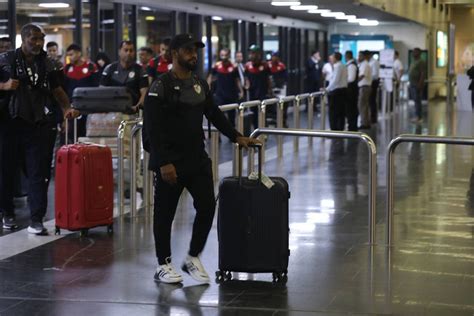 معرض الكرة On Twitter ⬇️ صور وصولُ وفد المنتخب العُماني، فجر اليوم