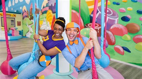 Blippi And Meekah Moonbug Entertainment