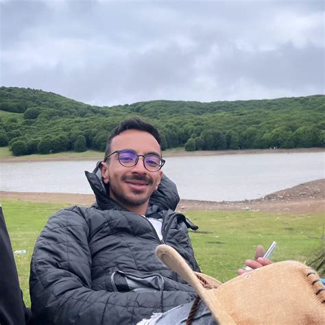 من خود بلای خویشم از خود کجا گریزم؟ امیرخسرو دهلوی Soha Lake
