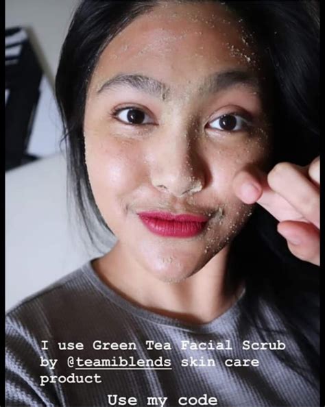 She Should Use The Facial Scrub To Scrub Her Evilness R DayFiance