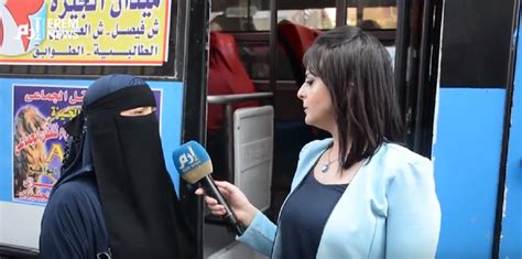 من داخل حافلات للنساء فقط لمواجهة التحرش في مصر فيديو إرم إرم نيوز