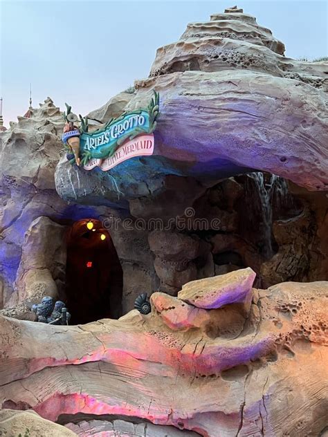 Ariels Grotto At Under The Sea Journey Of The Little Mermaid Ride At