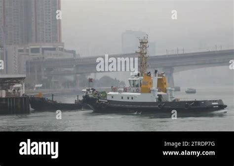 Container Operation Stock Videos And Footage Hd And 4k Video Clips Alamy