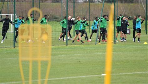As Saint Étienne Les Verts à Bordeaux Sans Cafaro Et Moueffek Pintor