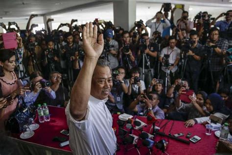 Takiyuddin Has No Right To Discuss Forming Govt With Bn Says Muhyiddin