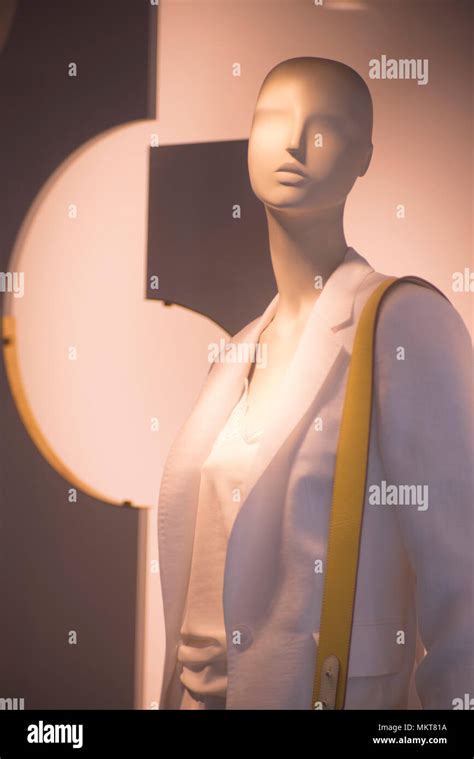 Womenswear Fashion Shop Window Ladies Store Mannquins Dummies Wearing