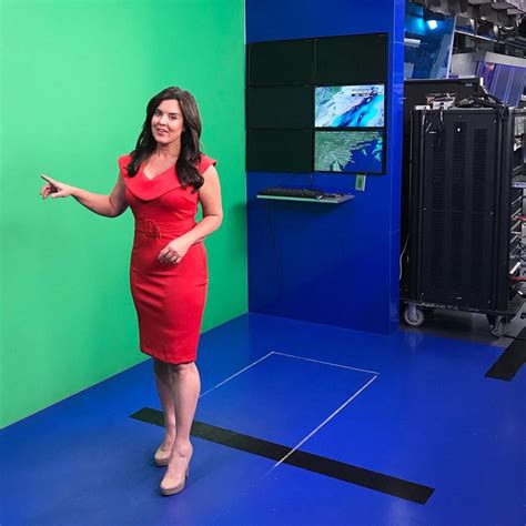 Amy Freeze Measurements Inbomensx